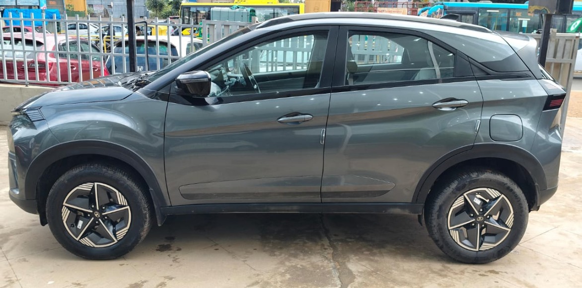 Precarmart - Buy Used -NEXON CREATIVE PLUS S AMT